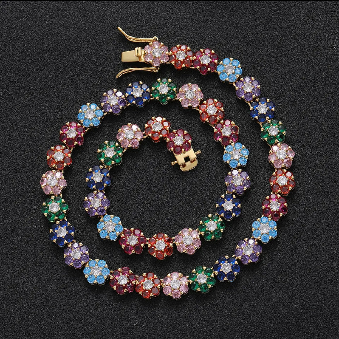 NECKLACES – Pretty Pieces & Co.